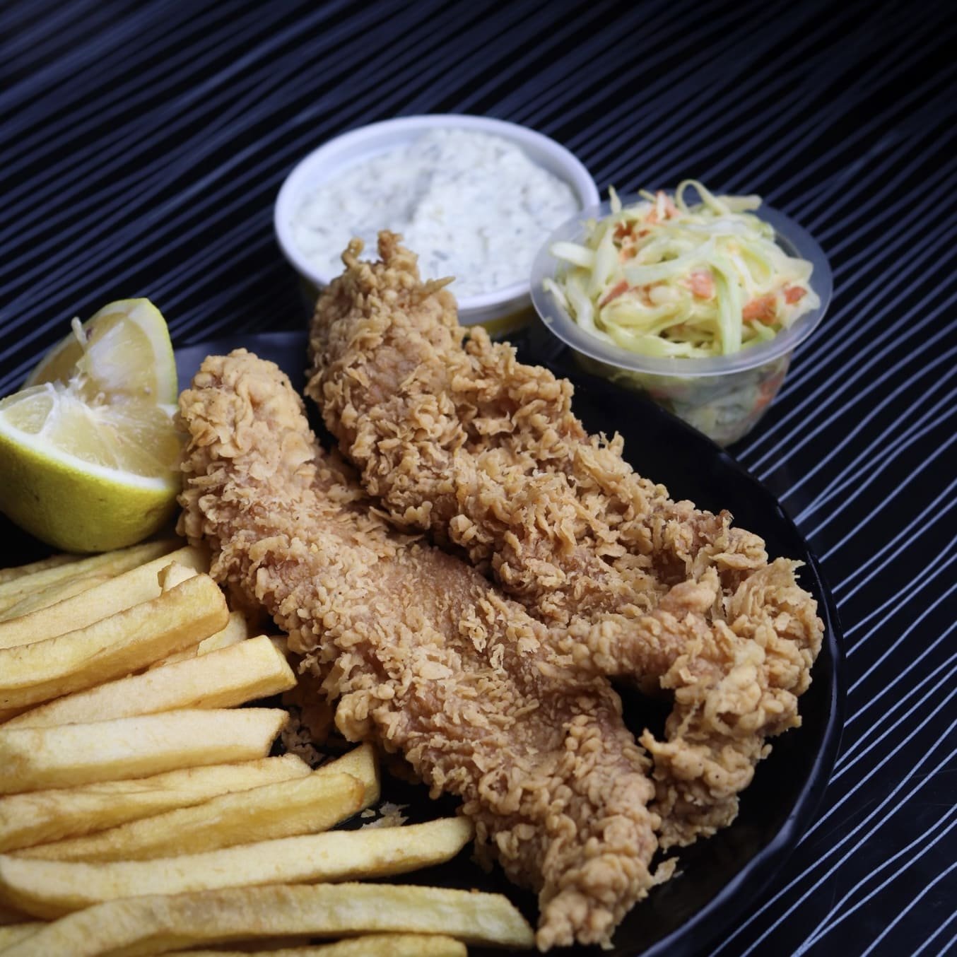 مطعم دجاجتي - Broasted Fish Fillet Meal
